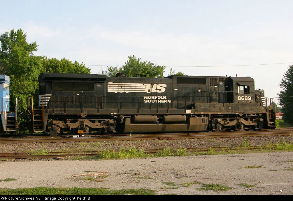 NS 8689
